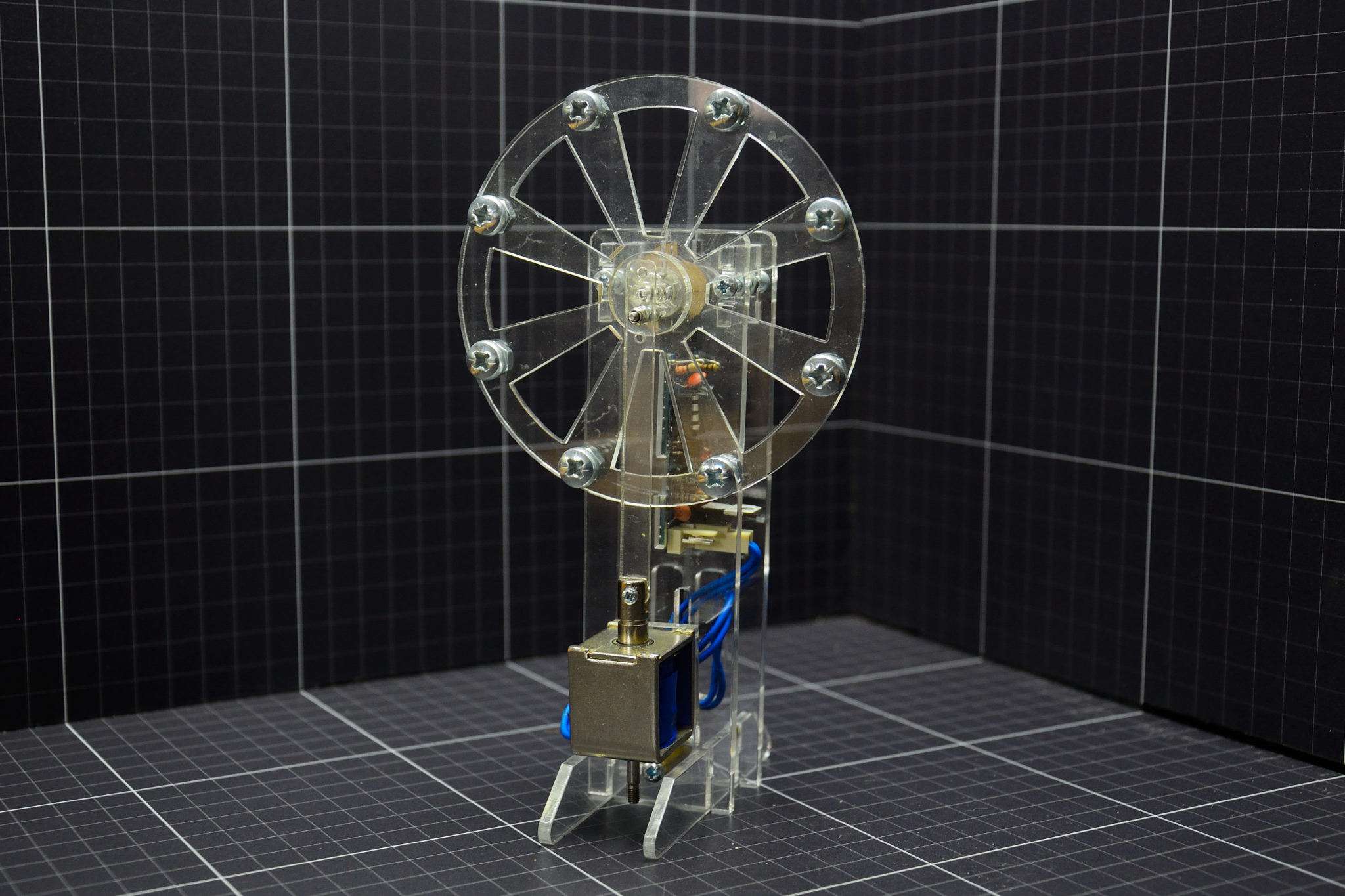 Solenoid Engine single, a complete acrylic solenoid engine