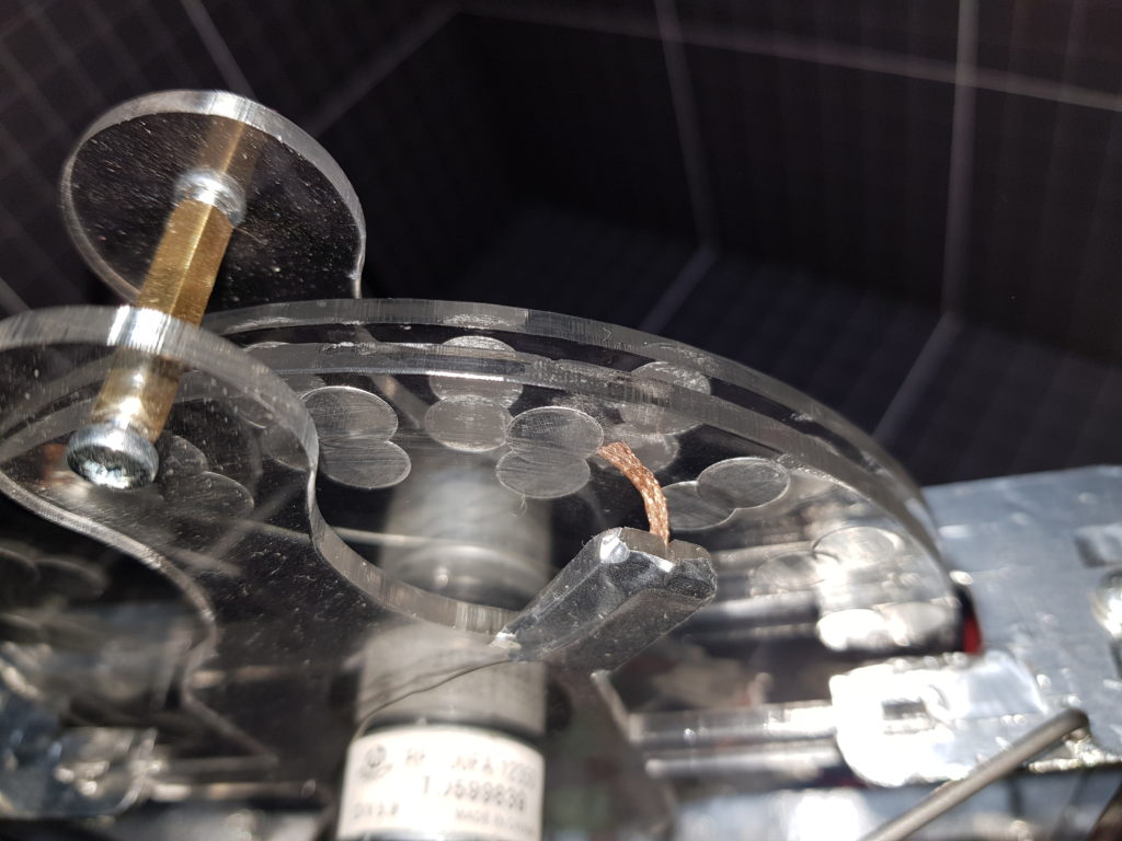 Mini Wimshurst Electrostatic Generator kit - Extreme Kits