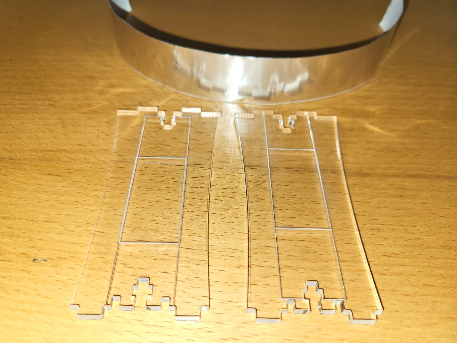 Constructing your Mini Wimshurst Kit - Extreme Kits