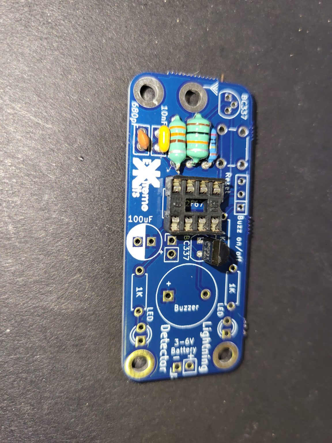 Building your Lightning Detector - Extreme Kits